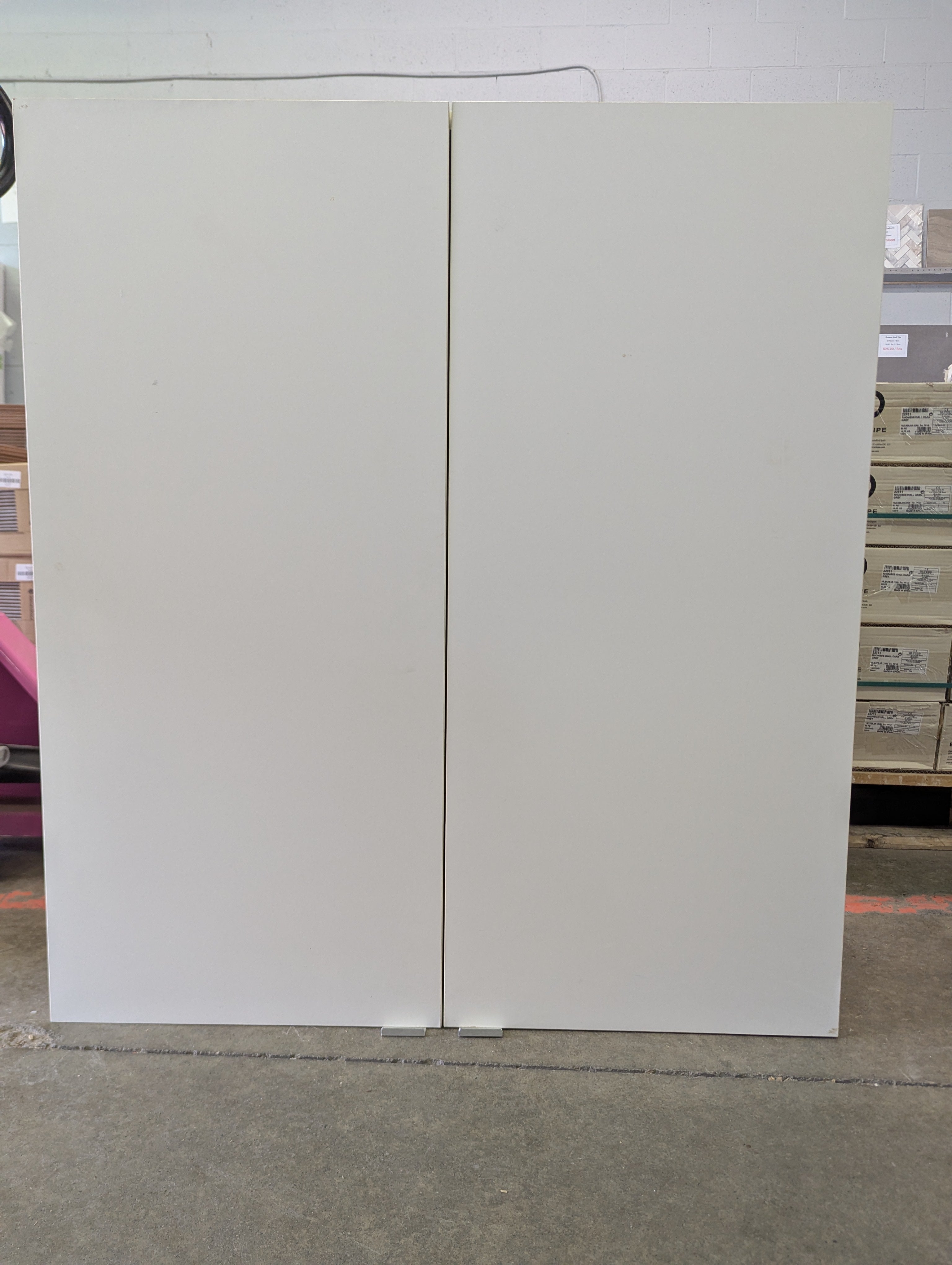 Upper Base Cabinet with Shelves – Habitat ReStore GTA