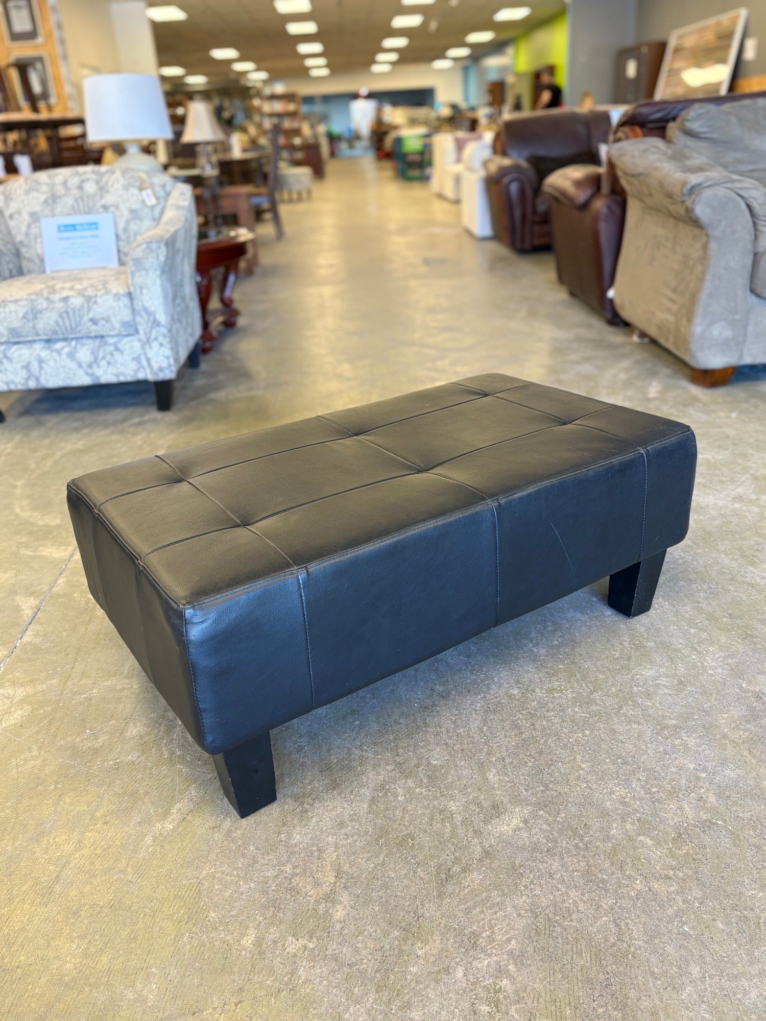 Rectangle Ottoman – Habitat ReStore GTA
